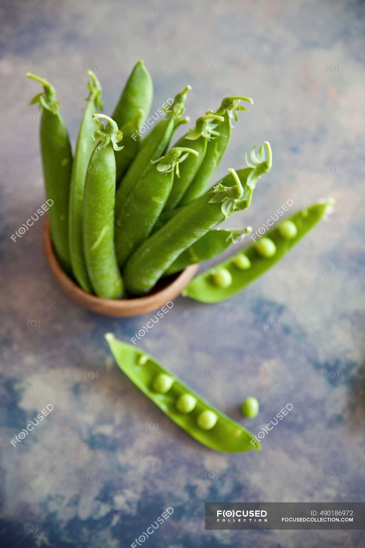 Peas whole and Split Open — interior photo, pea varieties - Stock Photo ...