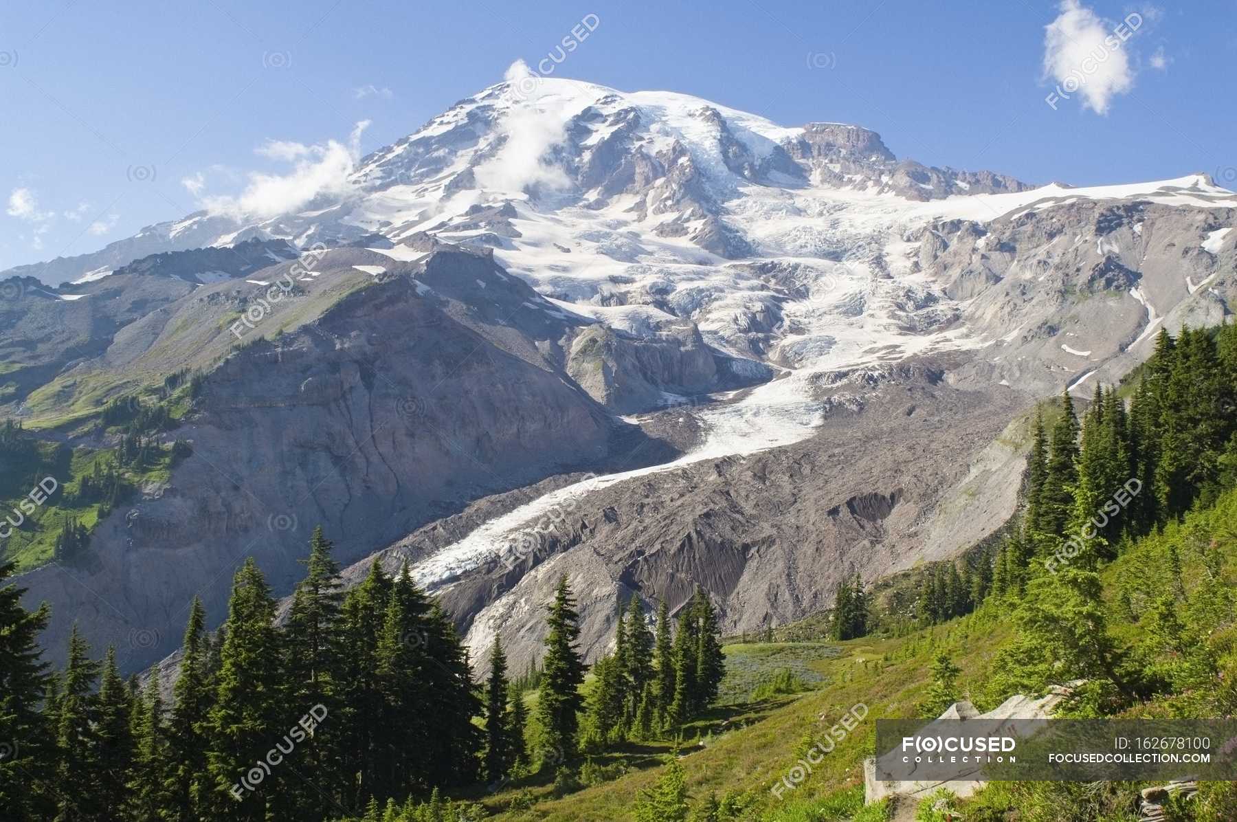 Snow peaks mountains — backdrop, daytime - Stock Photo | #162678100