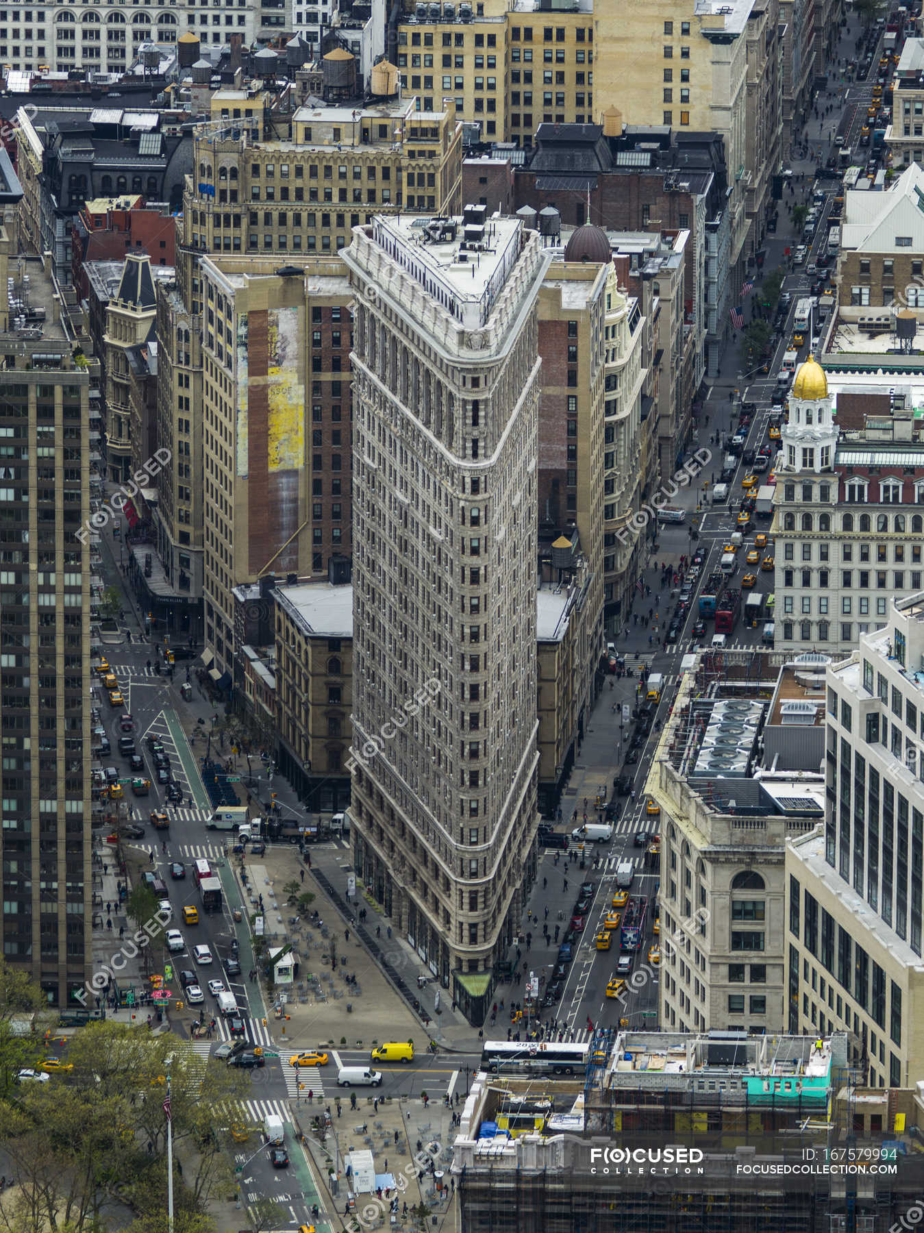 Flatiron building in Flatiron district — day, urban - Stock Photo ...
