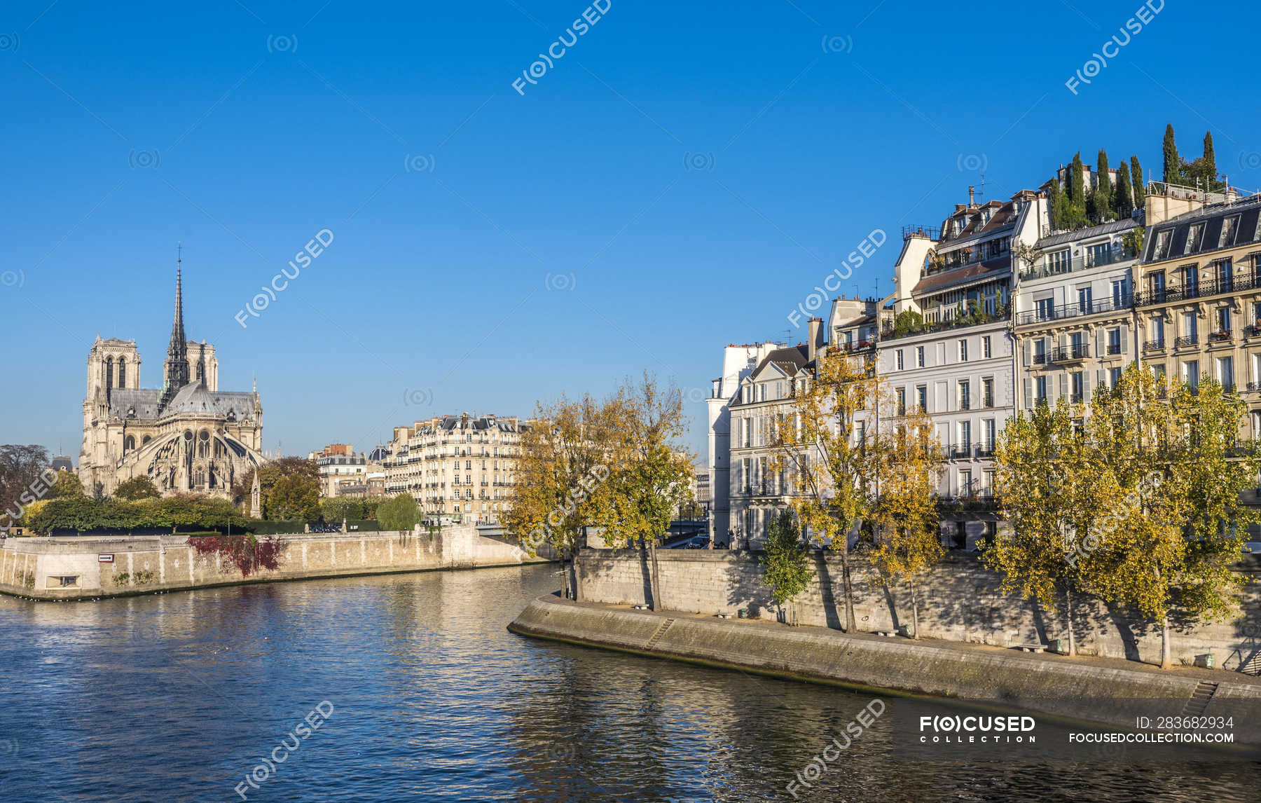 Edificios residenciales de Quai d 'Orlans en Ile Saint Louis — Tarjeta ... Edificios residenciales de Quai d 'Orlans en Ile Saint Louis — Tarjeta ...