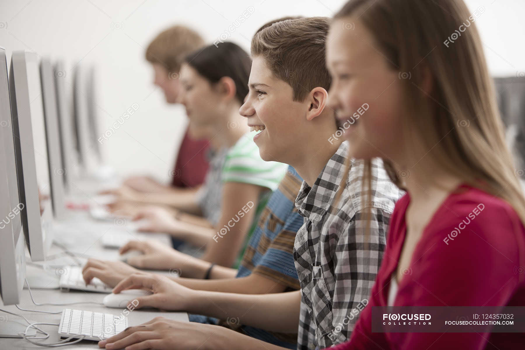 Students in a computer class — Teenage Boys, head and shoulders - Stock ...