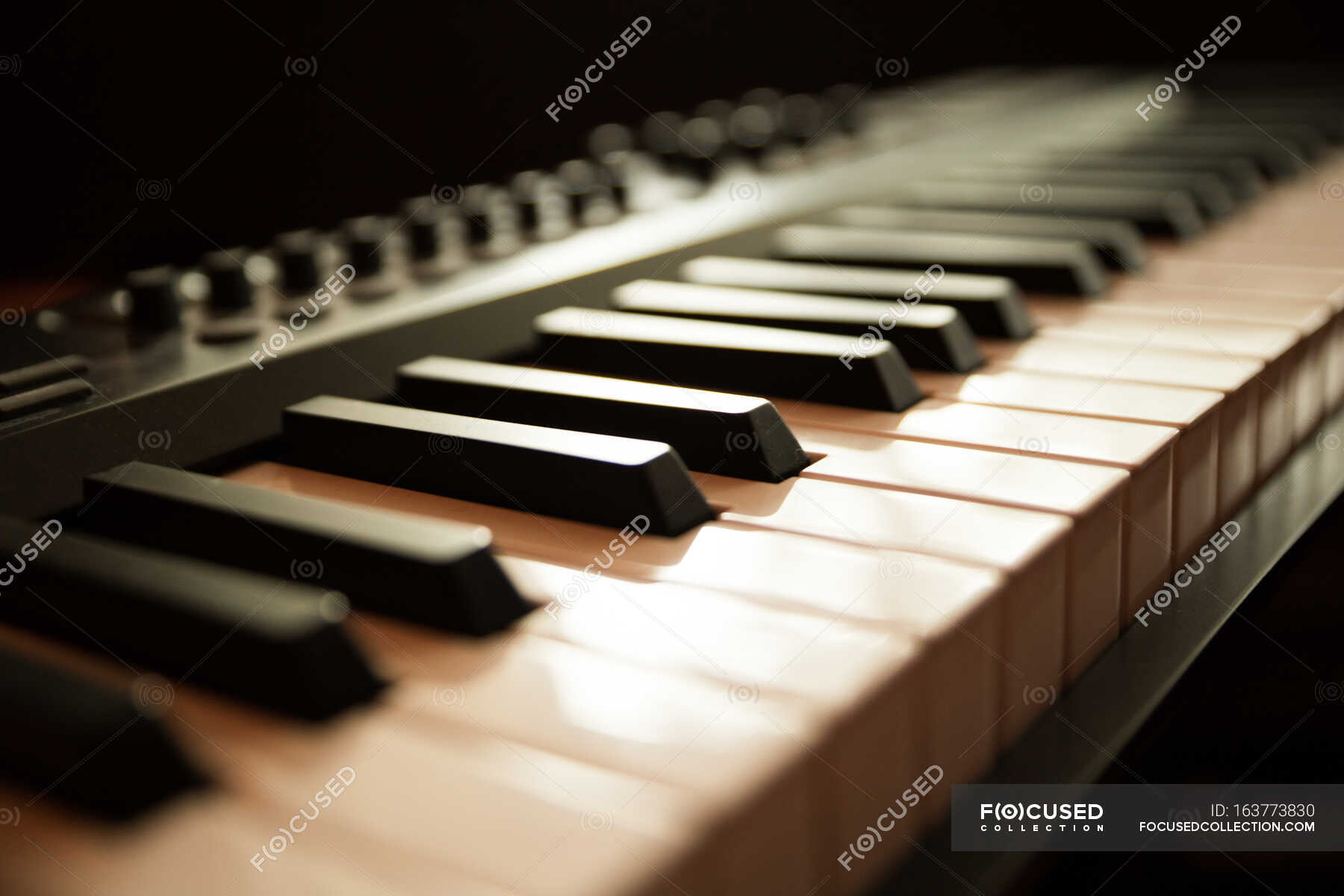Piano keyboard with keys — melody, classic - Stock Photo | #163773830