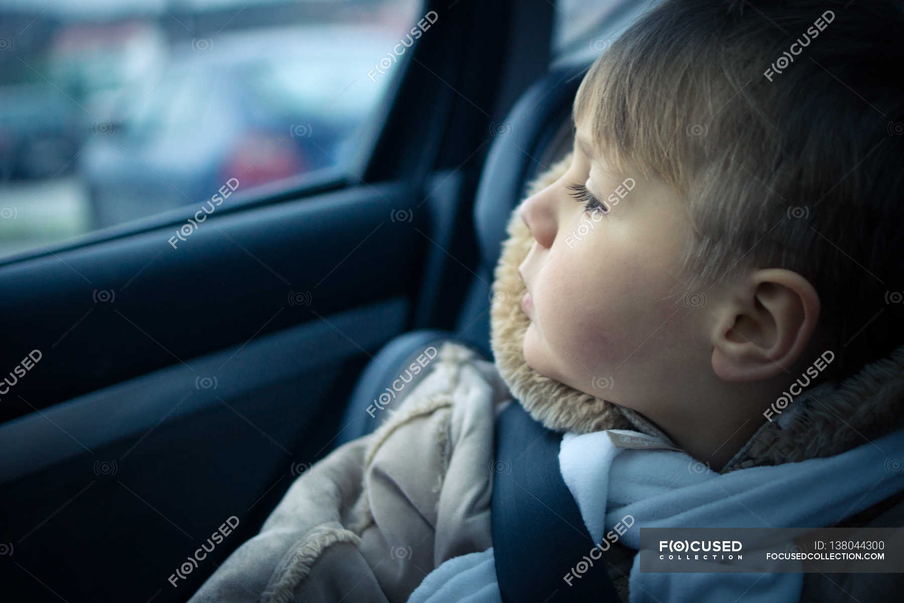 Boy in car seat — pretty, beautiful - Stock Photo | #138044300
